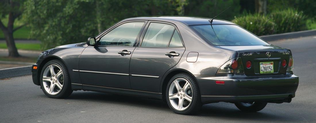 Lexus IS 300 - informatie, prijzen, vergelijkbare modellen - AutoScout24